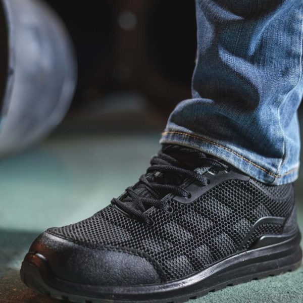 Bova 70006 Oxford - Executive safety shoes - ZDI - Safety PPE & Uniforms Wholesaler Since 2018